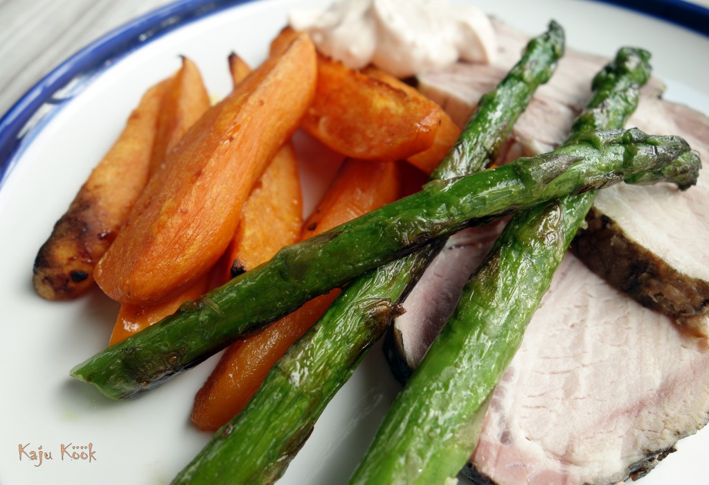 Tšilli-laimi kastmes röstitud bataat - Kaju Köök